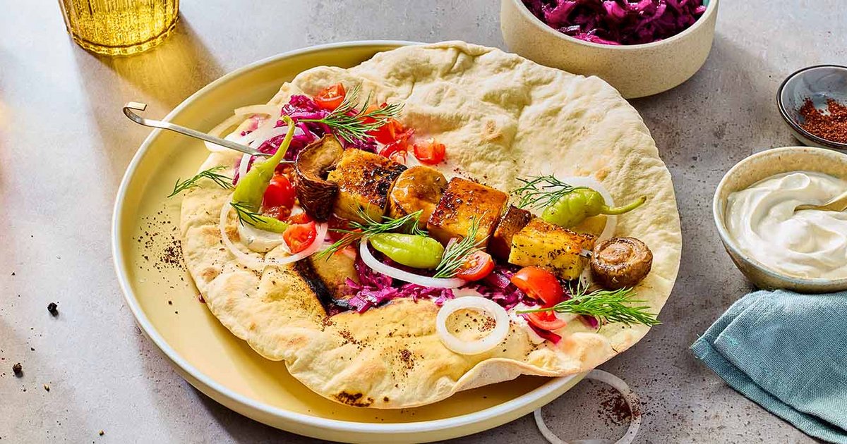 Halloumi mushroom shawarma with ponzu in pitta bread | Recipe | Kikkoman