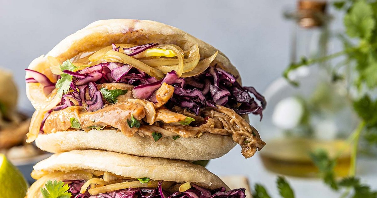 Chinese-inspired teriyaki chicken burger | Recipe | Kikkoman