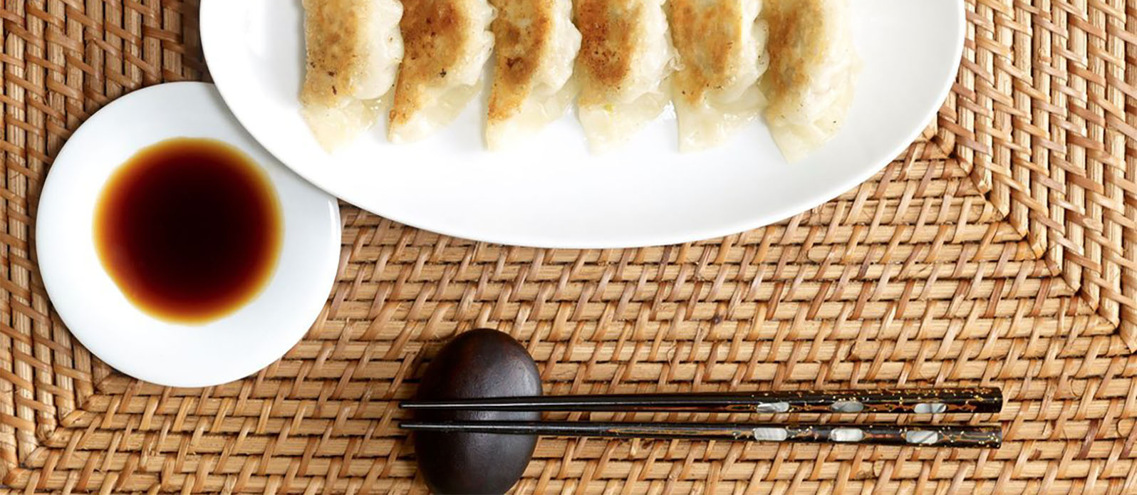 Gyoza – Japanese pan-fried dumplings | Recipe | Kikkoman
