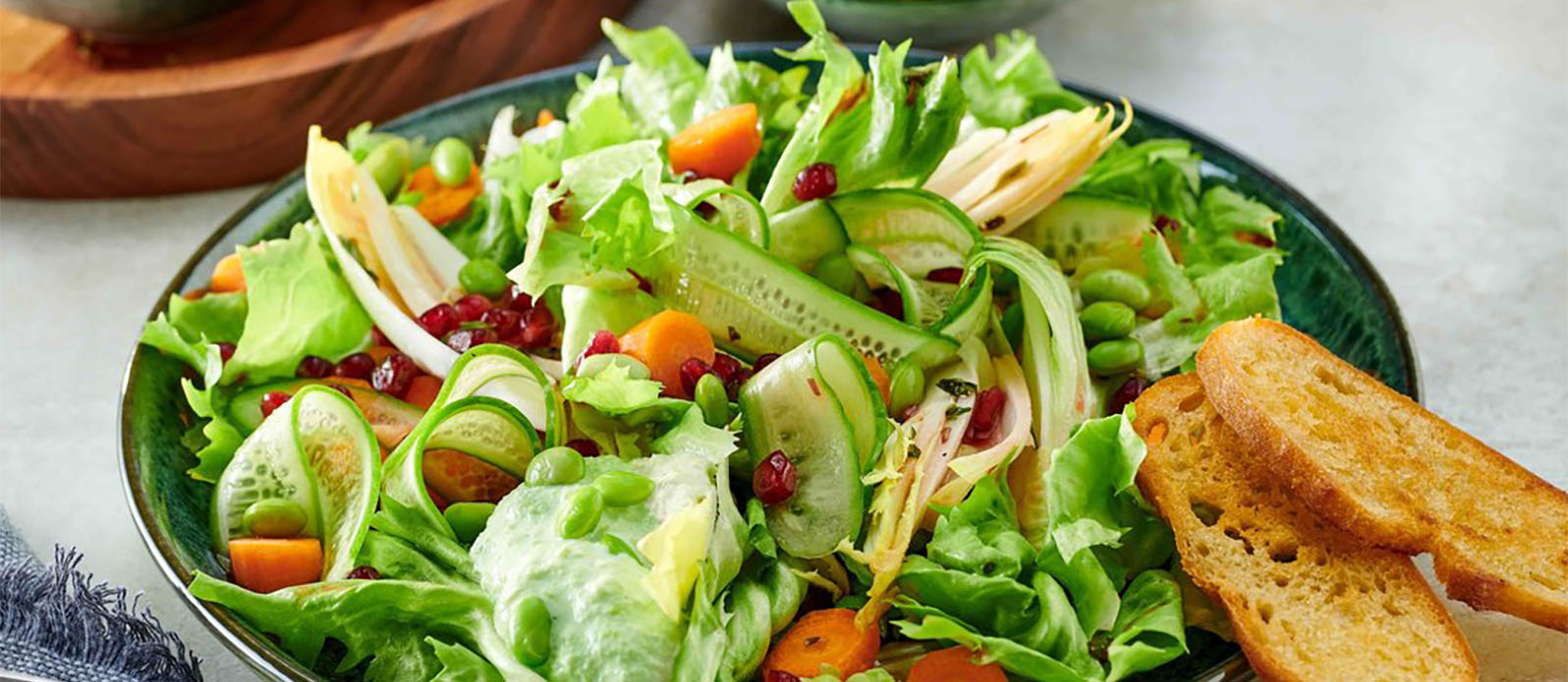 Endive & chicory salad with Ponzu pomegranate dressing | Kikkoman