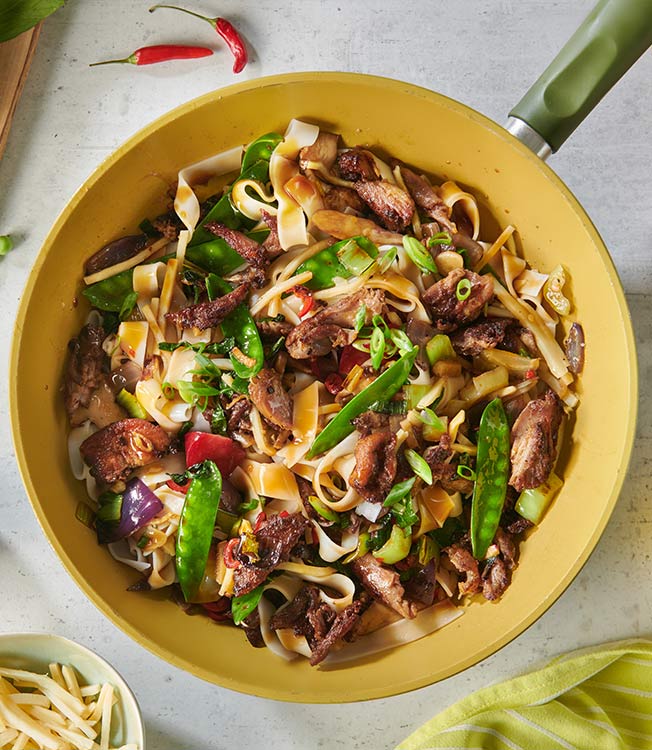 Crispy duck & veggie stir-fry in plum & soy sauce | Recipe | Kikkoman